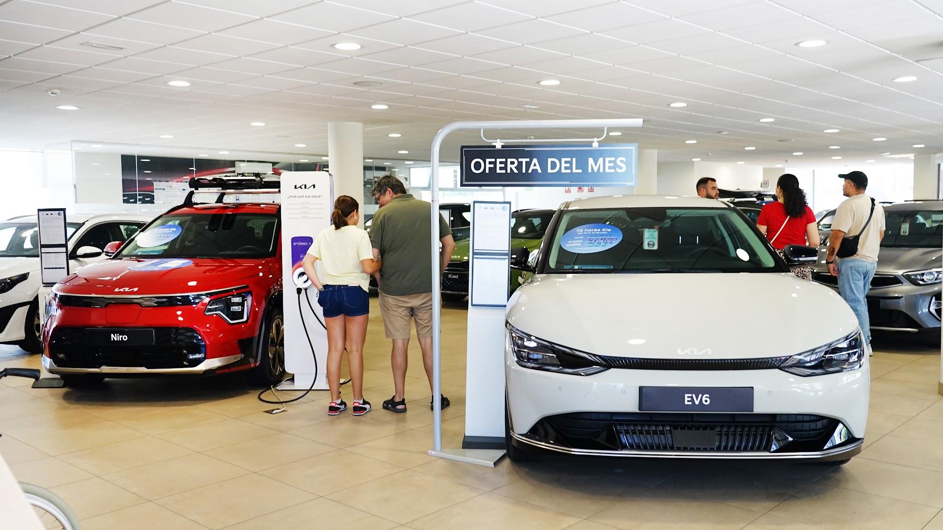 KIA - Caetano Móvil Centro - Orovilla - MiConcesionario