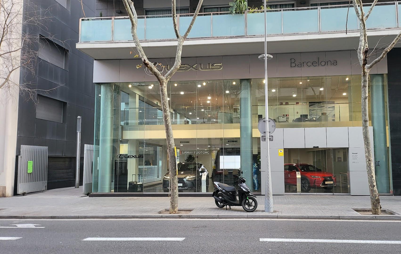 Lexus Barcelona - MiConcesionario