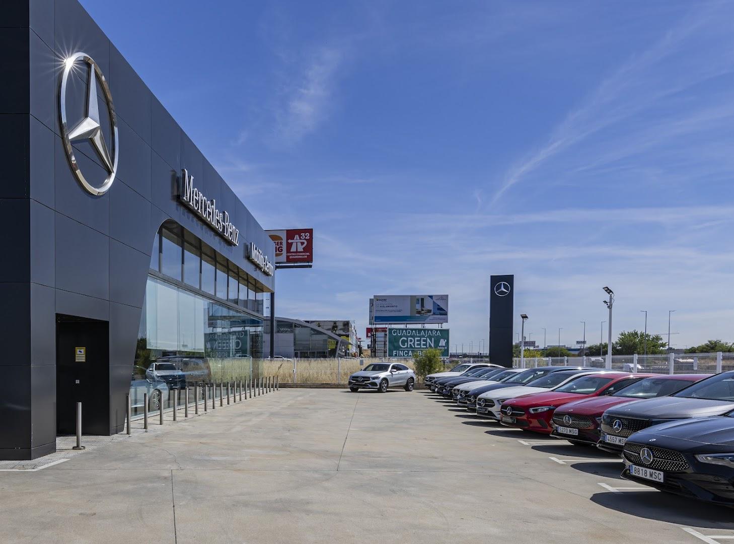 Mercedes-Benz | Mobility-Centro Santogal - MiConcesionario